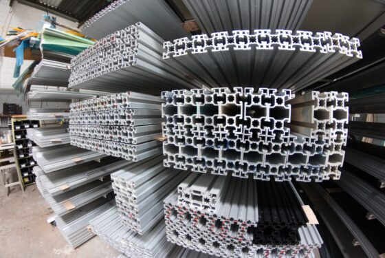 Perfis de Alumínio: resistência, durabilidade e inovações